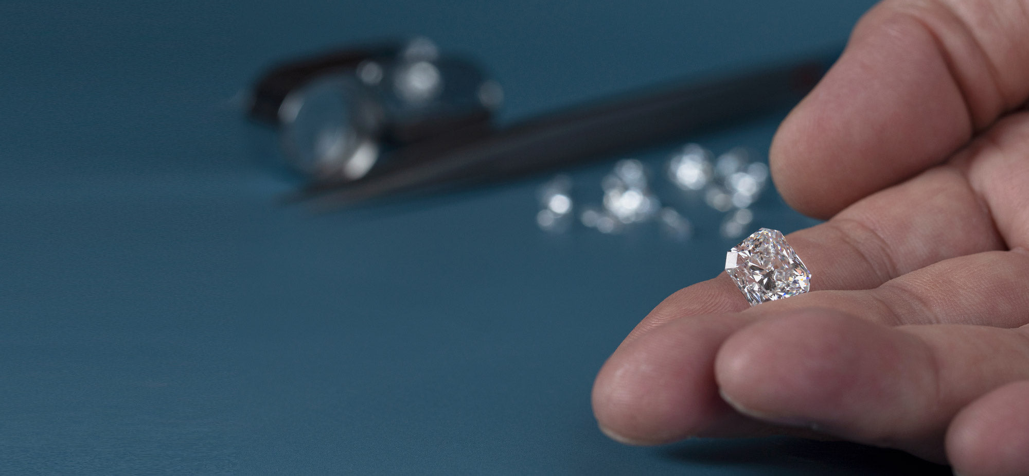 Our Stones | Atelier RMR Montreal | Natural and Lab-Grown Diamonds